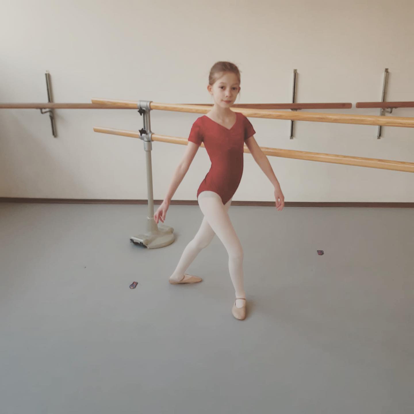 BALLETT FÜR KINDER AB 8 J. mit Ines – Tosca Dancing School